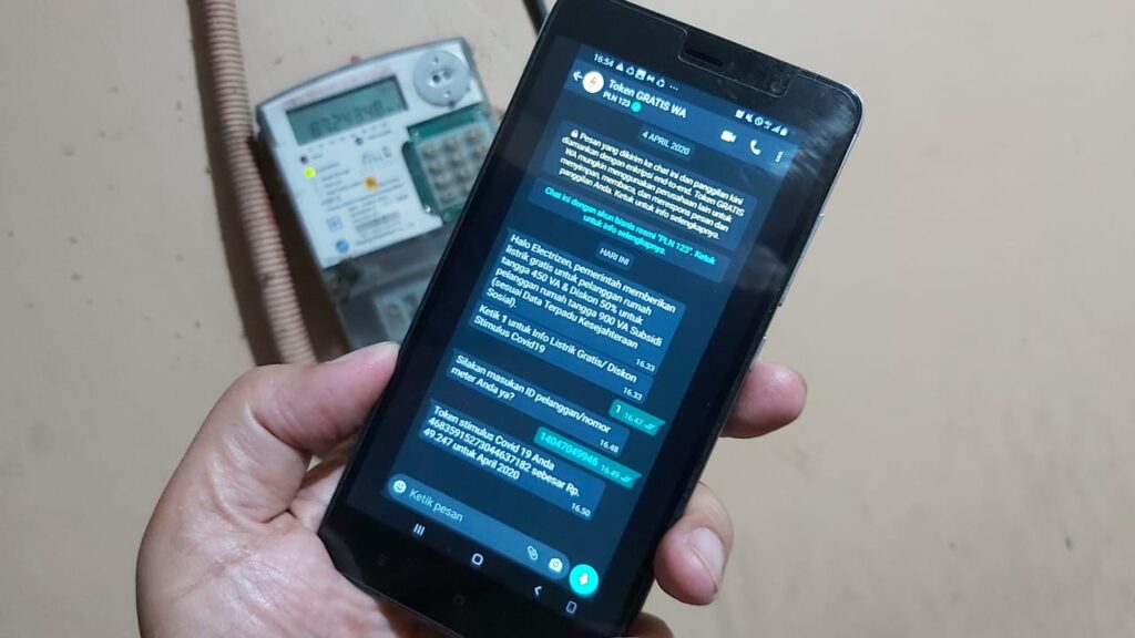 Cara Kirim Pengaduan PLN Lewat WhatsApp dan Aplikasi agar Cepat Direspon! - PintarTekno