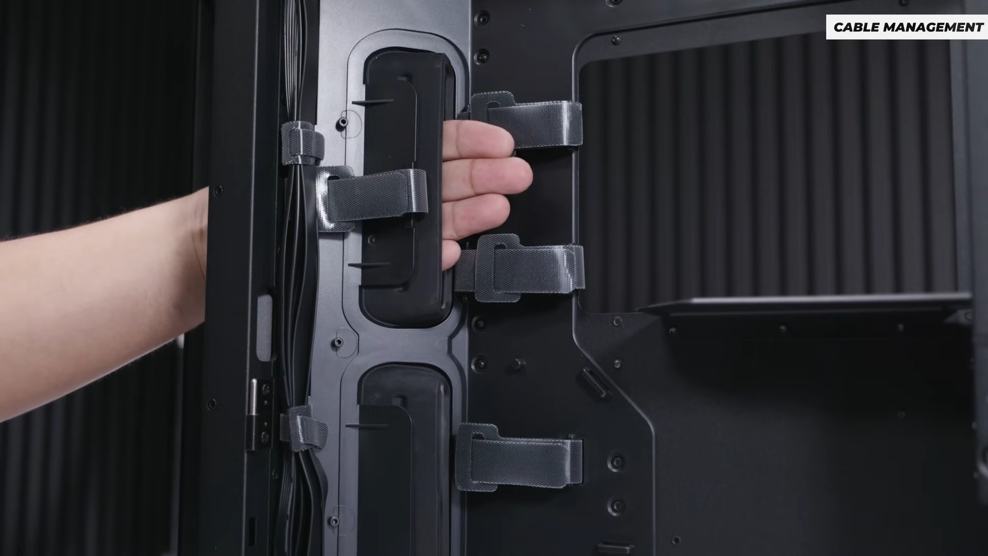 Stylish & Minimalis, Casing APNX Hadirkan Performa Pendinginan Optimal ...